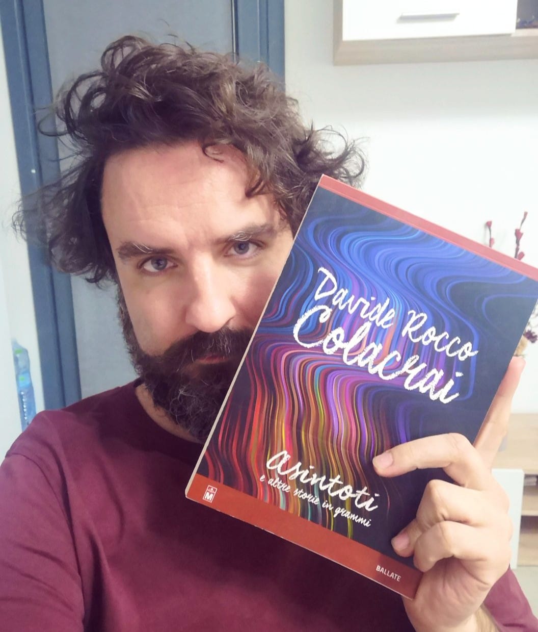 Le storie in grammi di Davide Rocco Colacrai | Carisma